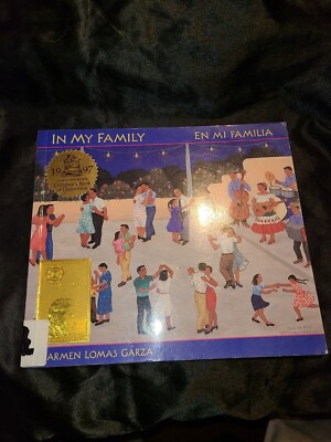 In My Family/En mi familia; Family Pictures - Garza, 0892391634 ...