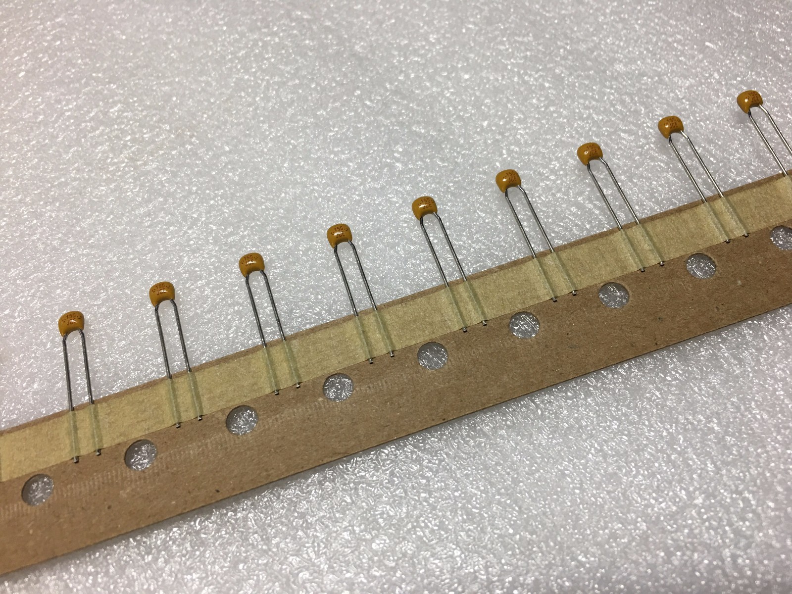 AVX Multilayer Ceramic Capacitor MLCC Leaded 150 150 15PF 0.015NF 100V ...