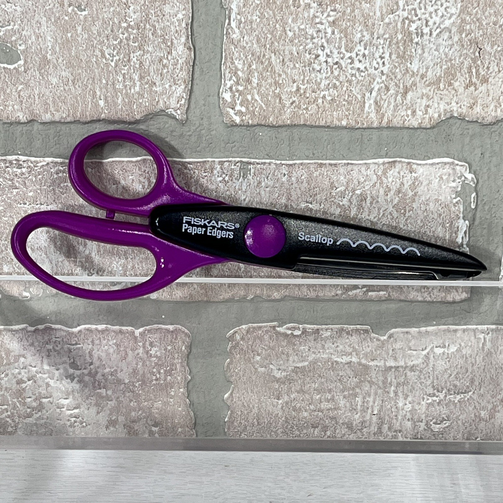 Fiskars Paper Edgers Scallop Edge Scissors Crafts Scrapbooking Crafting ...