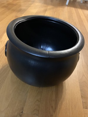 Halloween Cauldron 11” Molded Black Plastic With Faux Side Handles | eBay