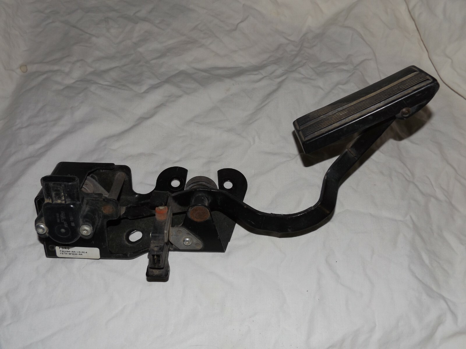 OEM Ford 7.3L Accelerator Pedal Sensor F250 F350 7.3 Diesel 96-97 F6TA ...