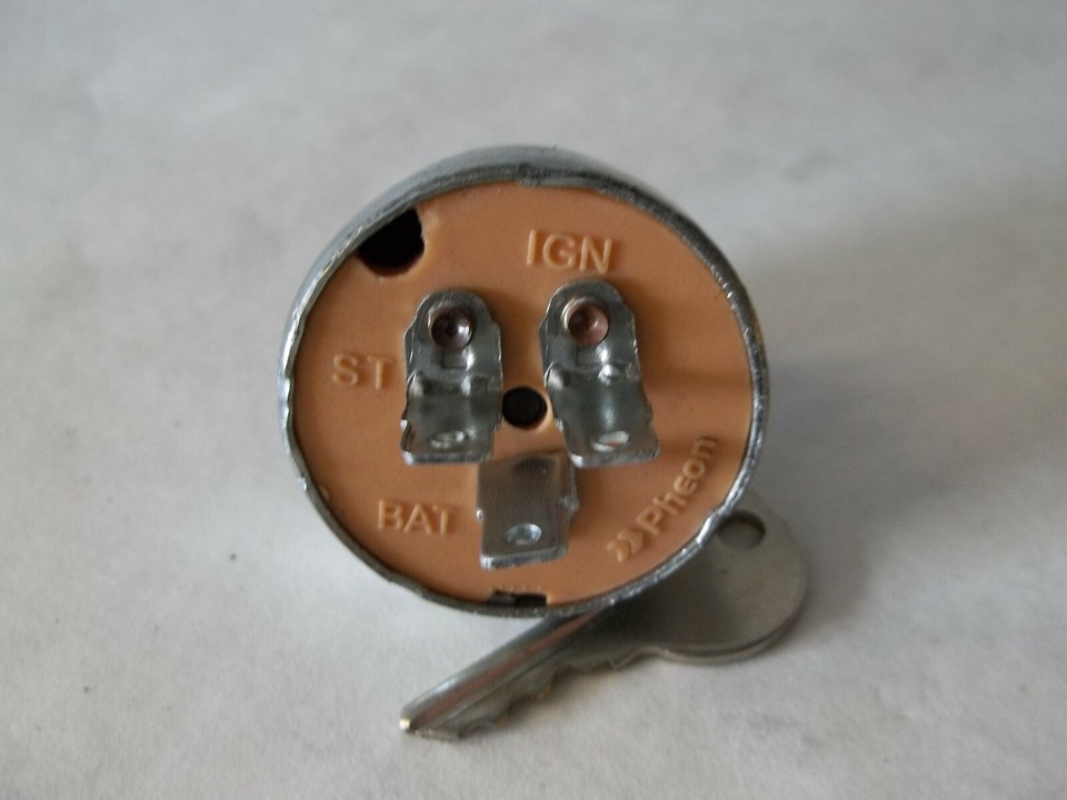 Cub Cadet Replacement Key switch IH- 60736 C3 FITS 149 169 128 108 129 ...
