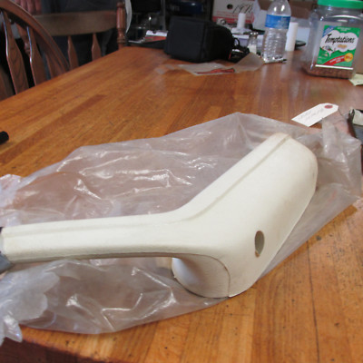 NOS 1976 - 1978 FORD MUSTANG II PINTO RH DOOR PANEL ARMREST ASSEMBLY ...