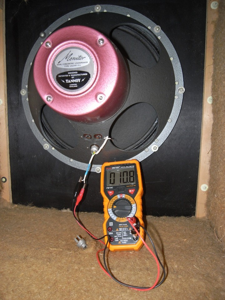 Tannoy 15" Red,Lockwood Professional Monitor Speakers, LE1/3 Ex De ...