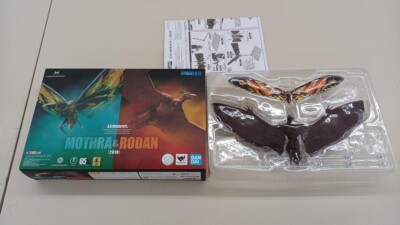 Bandai S.H.MonsterArts Mothra & Rodan 2019 Figure Godzilla King of the ...