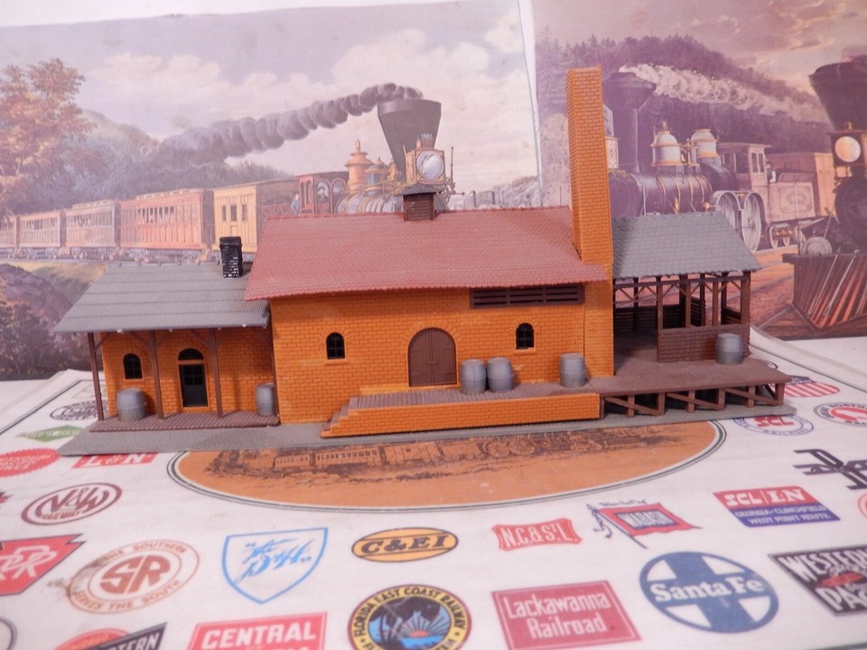 HO Scale Built Up VERY LARGE Freight Unloading Depot ***NICE LQQK*** | eBay