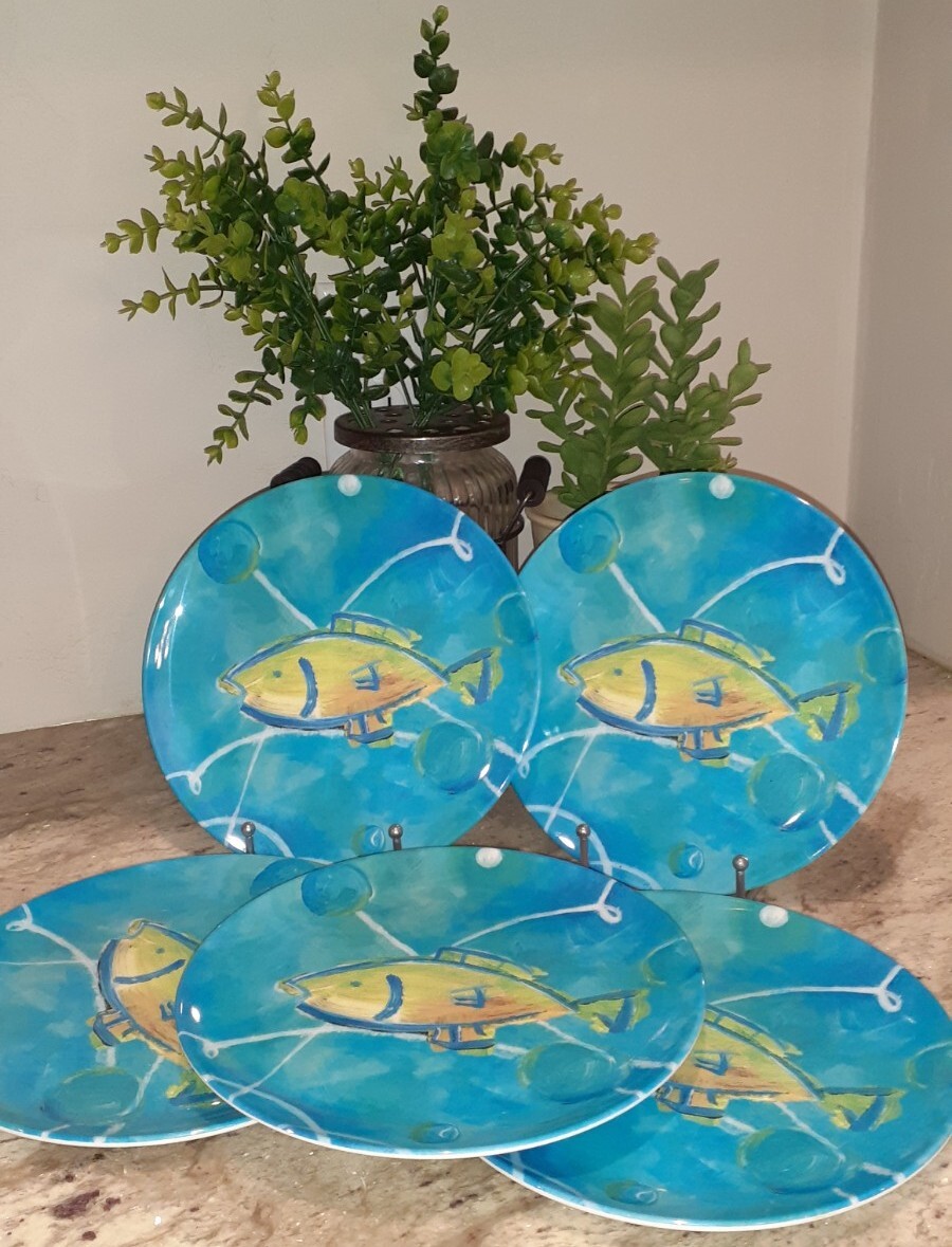 Set/5 Summer Living Plastic Dinnerware 8" Plates Fish Design Blues ...