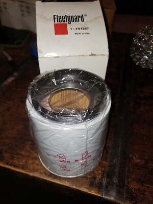 FLEETGUARD FUEL FILTER PART # FS1287 OEM PART# F1HZ9365A | eBay