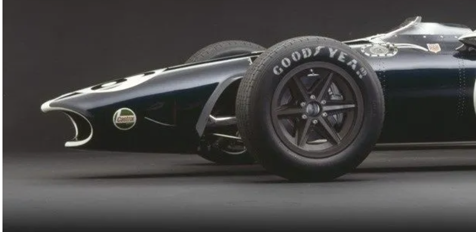 Ferrari Engine in 1967 Race Car w/Spoke Wheel Rims1:18SCALE CUSTOM ...