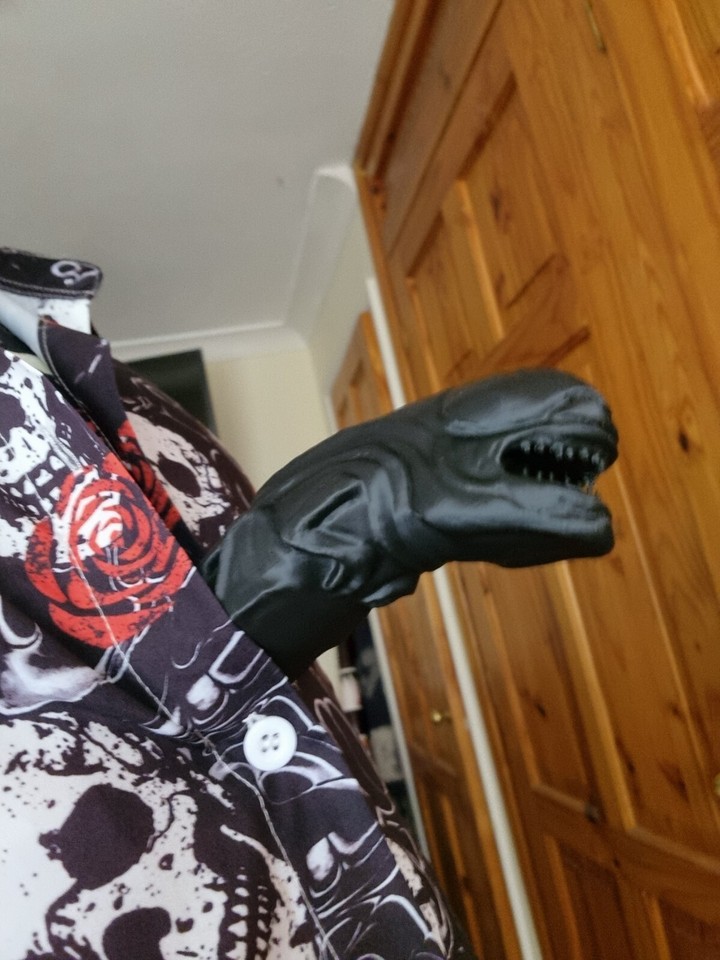 Alien Chestburster Xenomorph movie Halloween costume Horror aliens ...