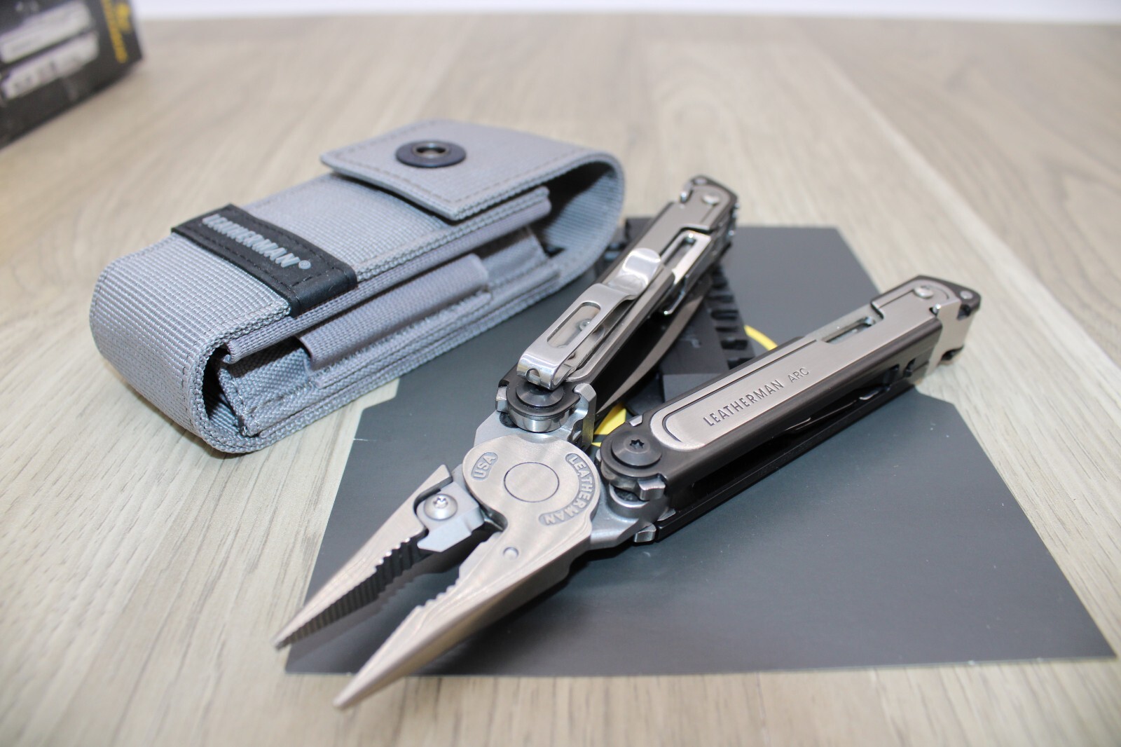 Leatherman Arc Multi-Tools - Black DLC & Stainless Steel for sale ...
