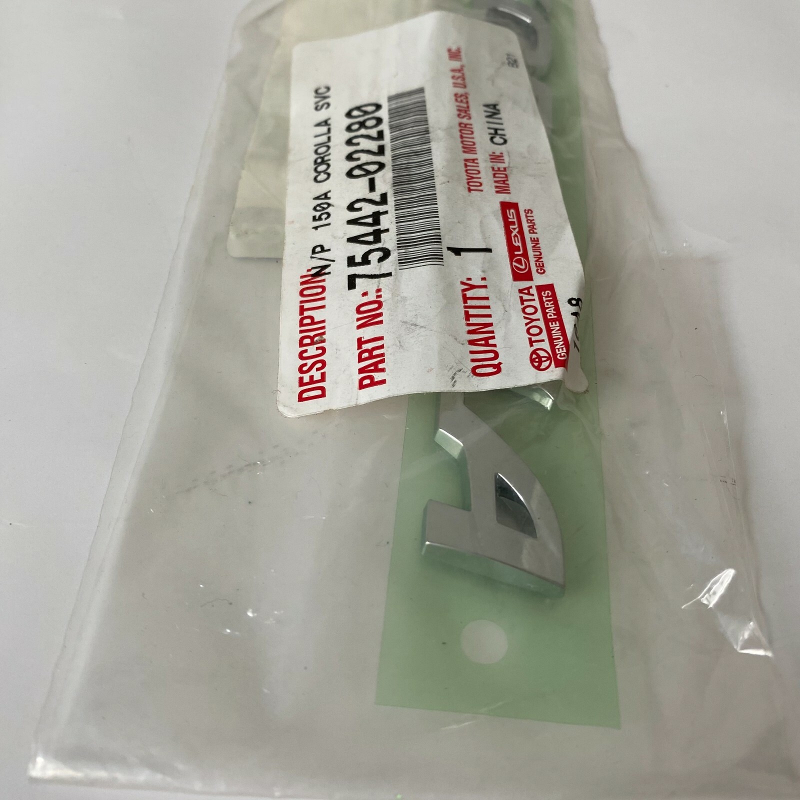 TOYOTA COROLLA REAR DECK TRUNK LID NAMEPLATE EMBLEM 75442-02280 2014 ...