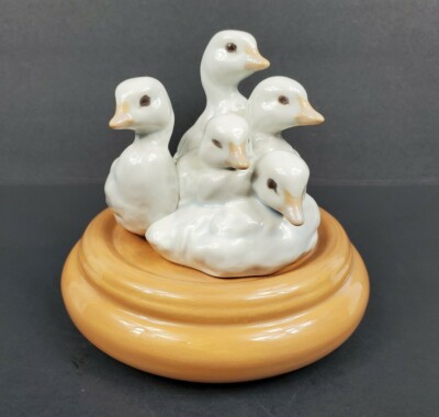 Decorative Porcelain Clutch of 5 Cute Baby Chicks Ducks Geese 5 ...