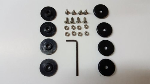 KIT FERMA TAPPETO TAPPETINO TAPPETI MOMO UNIVERSALI | eBay