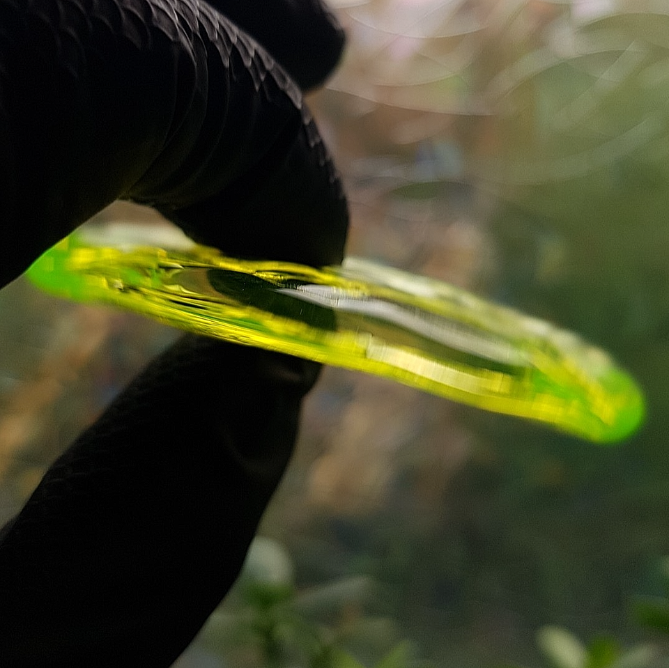 Uranium glass puddle art collectable piece with trefoil pattern ...