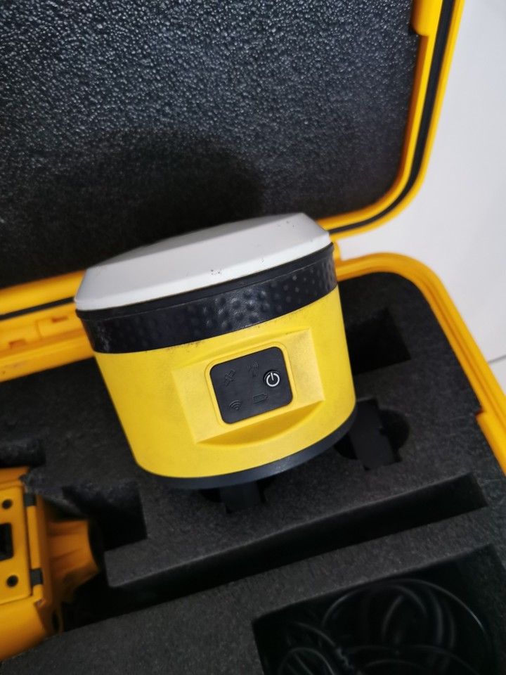 Trimble SPS585 GNSS Receiver VRS IBSS RTX TSC7 SiteWorks & SCS900 ...