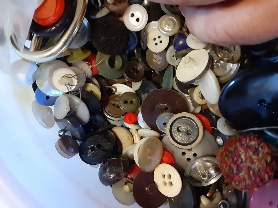 Vintage Clothing Buttons Estate Lot Collection Sewing 7Lbs | eBay