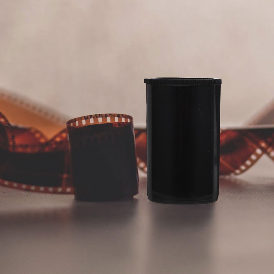 10 Pcs Plastic Film Storage Case Canisters Small Containers with Lids ...