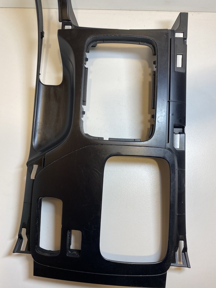 TOYOTA LAND CRUISER 120 J12 Mittelkonsole 5882160050 3.00 Diesel 120kw ...