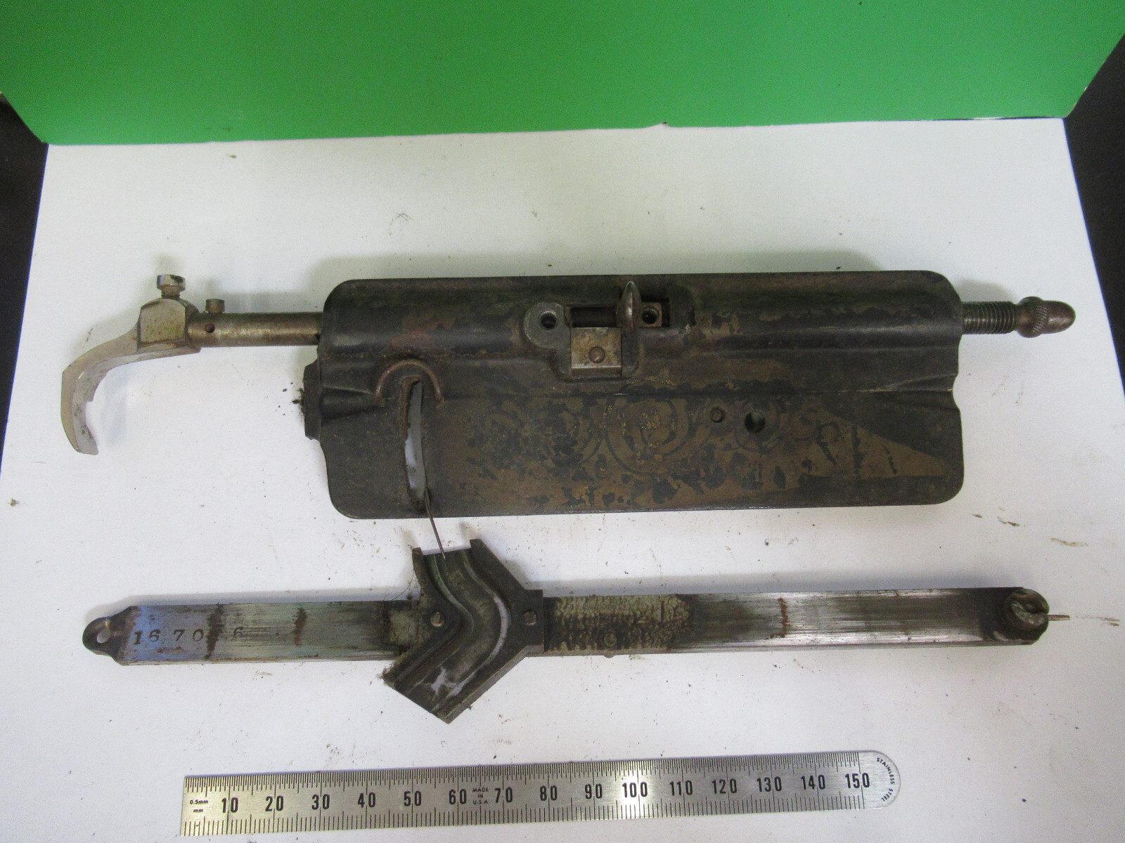 FOR PARTS 1890's MECHANISM FRONT SEWING MACHINE ANTIQUE AS PICTURED Q4 ...
