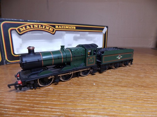 MAINLINE 37077 GWR 2251 CLASS 0-6-0 LOCO No 3210 in BR Green Livery. OO ...