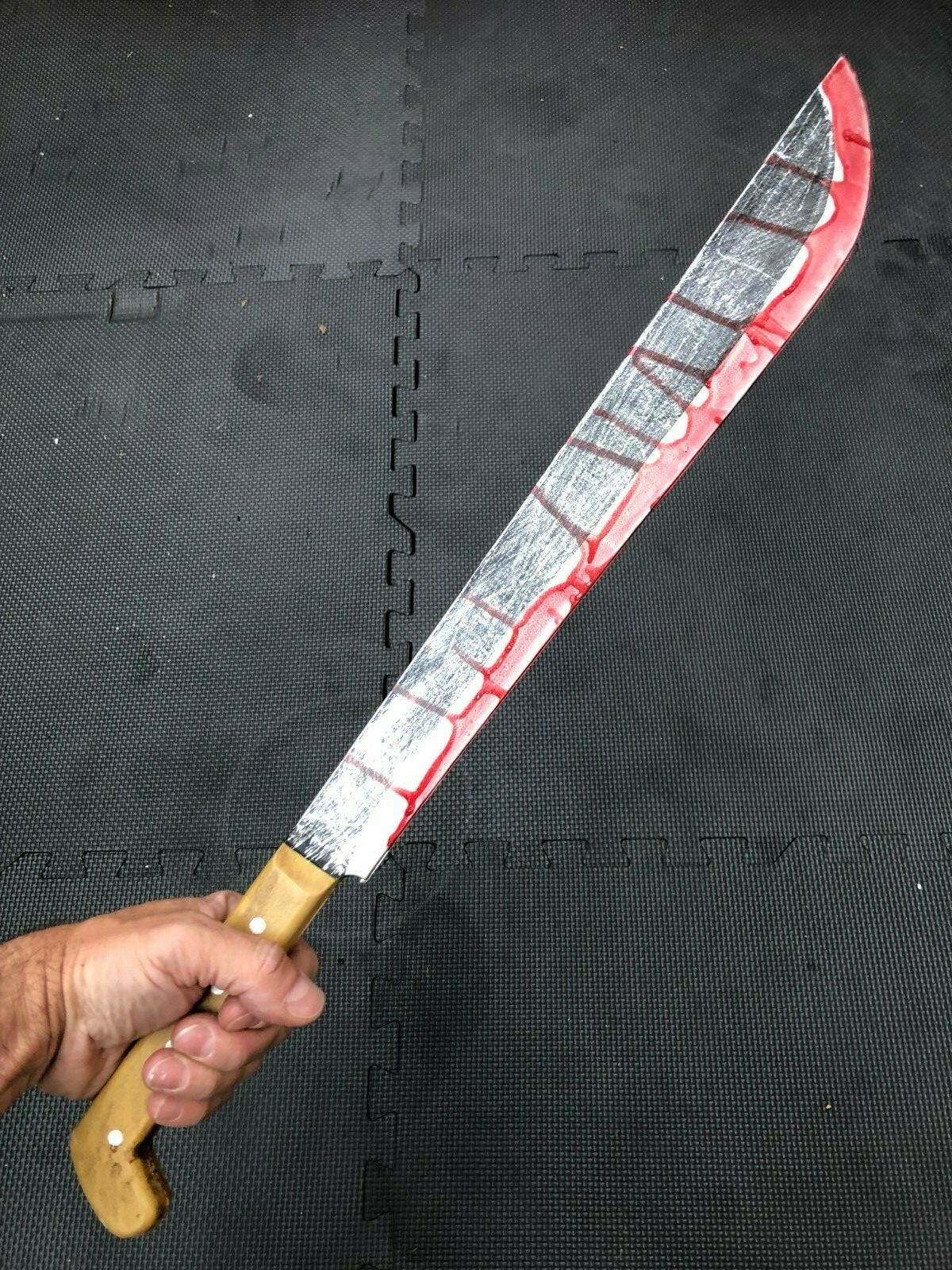 PU REALISTIC BLOODY MACHETE HANDHELD MOVIE PROP HALLOWEEN vs JASON ...