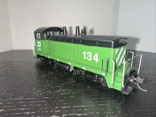 HO Scale Athearn Burlington Northern BN SW7 diesel locomotive 134 | eBay