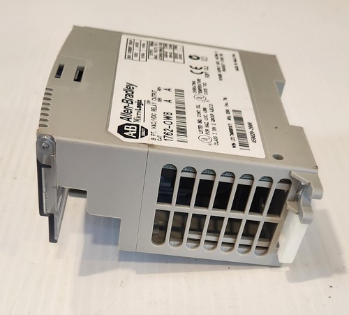 ALLEN-BRADLEY MICROLOGIX 1200 1762-OW8 SER A REV A VAC/VDC RELAY OUTPUT ...
