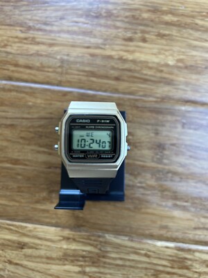 Casio Unisex Vintage' Quartz Metal and Resin Casual Watch, Model: F ...