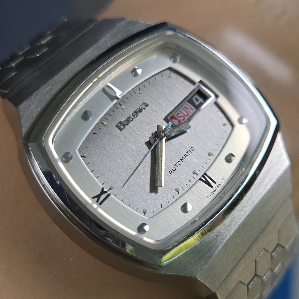Vintage BULOVA men's automatic watch date/day ETA 2879 TV case swiss ...