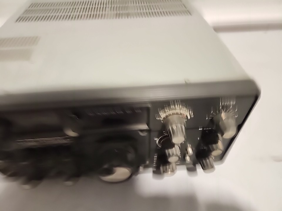 YAESU FT-101ZD Vintage Ham Radio HF Transceiver No Power Cord | eBay