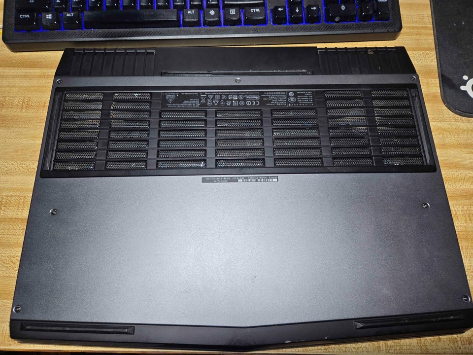 Alienware 15 R3 P69F001 15" 16GB RAM 256MB SSD *Display NOT Working ...