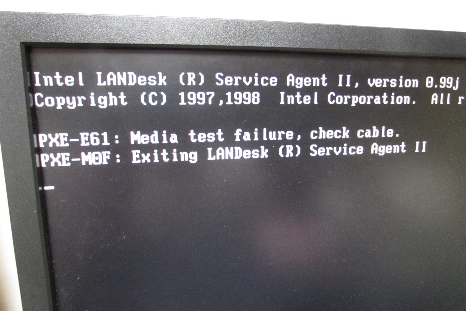 Tektronix TDS7404 Digital Phosphor Oscilloscope - 4 GHz, 20 GS/s, 4 Ch ...