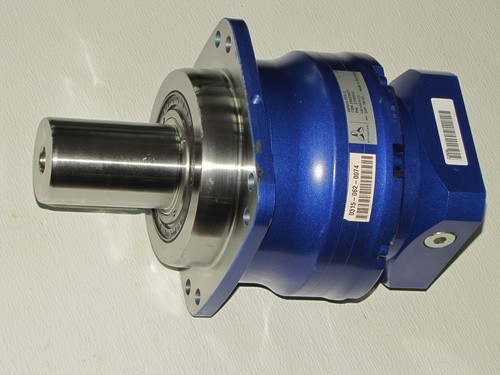 RÉDUCTEUR D'ENGRENAGE ALPHA WITTENSTEIN Type : 20025837 PIN : 2198046 ...