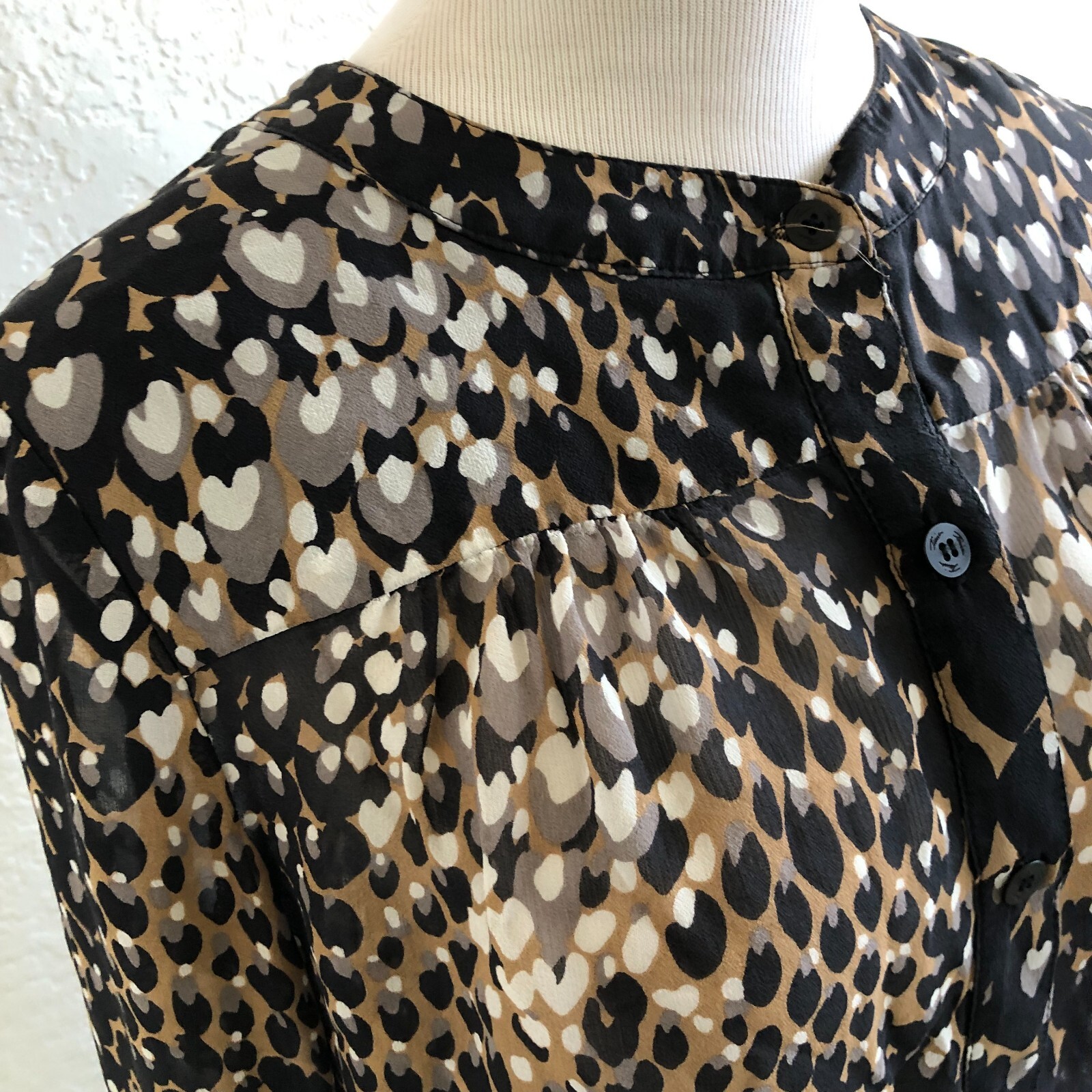 Trina Turk Women Animal Print Leopard Silk Top S Button Down Sheer ...