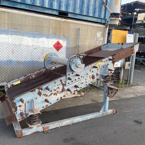 2500 x 1100mm Vibrating Screen exciter shaker vibrator quarry mine ...