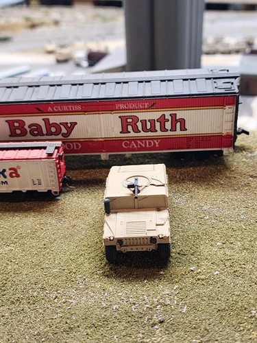 HO Scale 1:87 HMMWV Hummer US Army Desert Camo .50 CAL Machine Gun | eBay