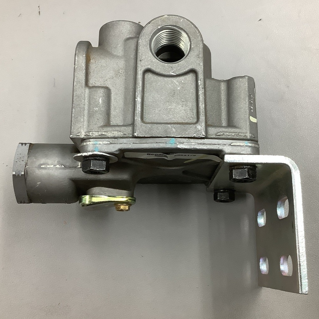 Bendix Air Brake R-12 Relay Valve 909828 for sale online | eBay