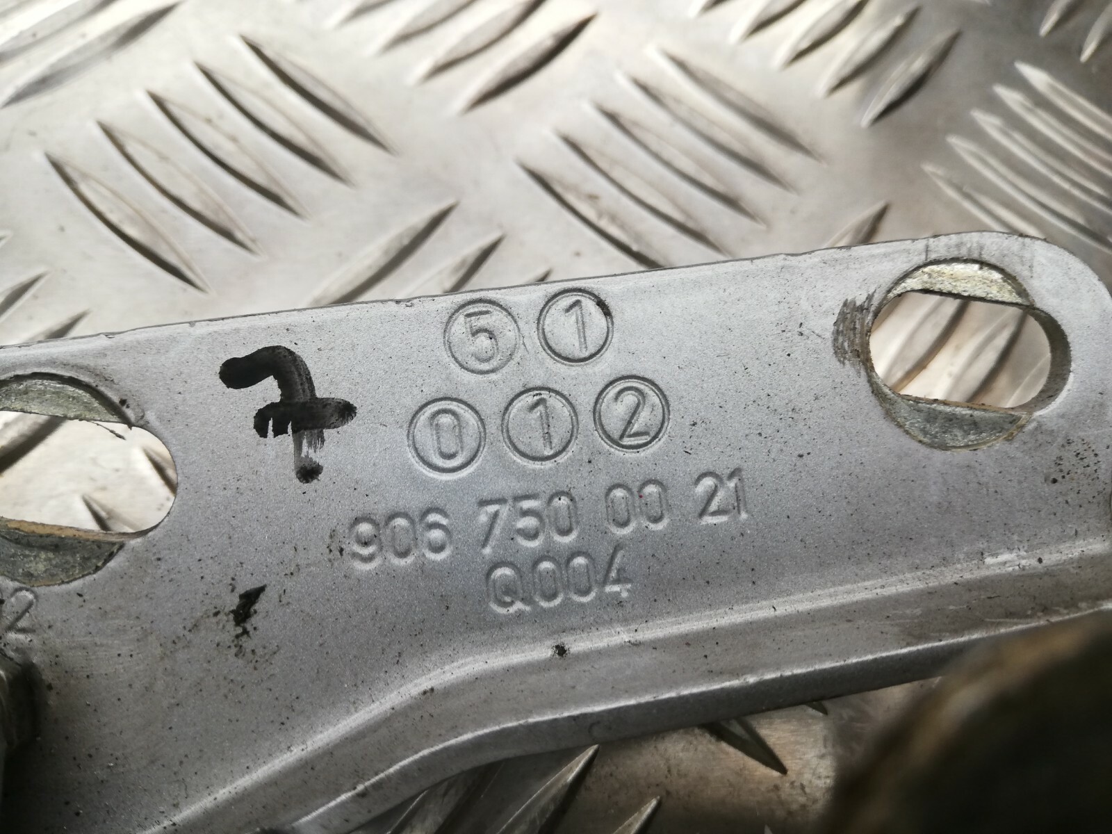 B9 MERCEDES BENZ SPRINTER A9067500021 | eBay