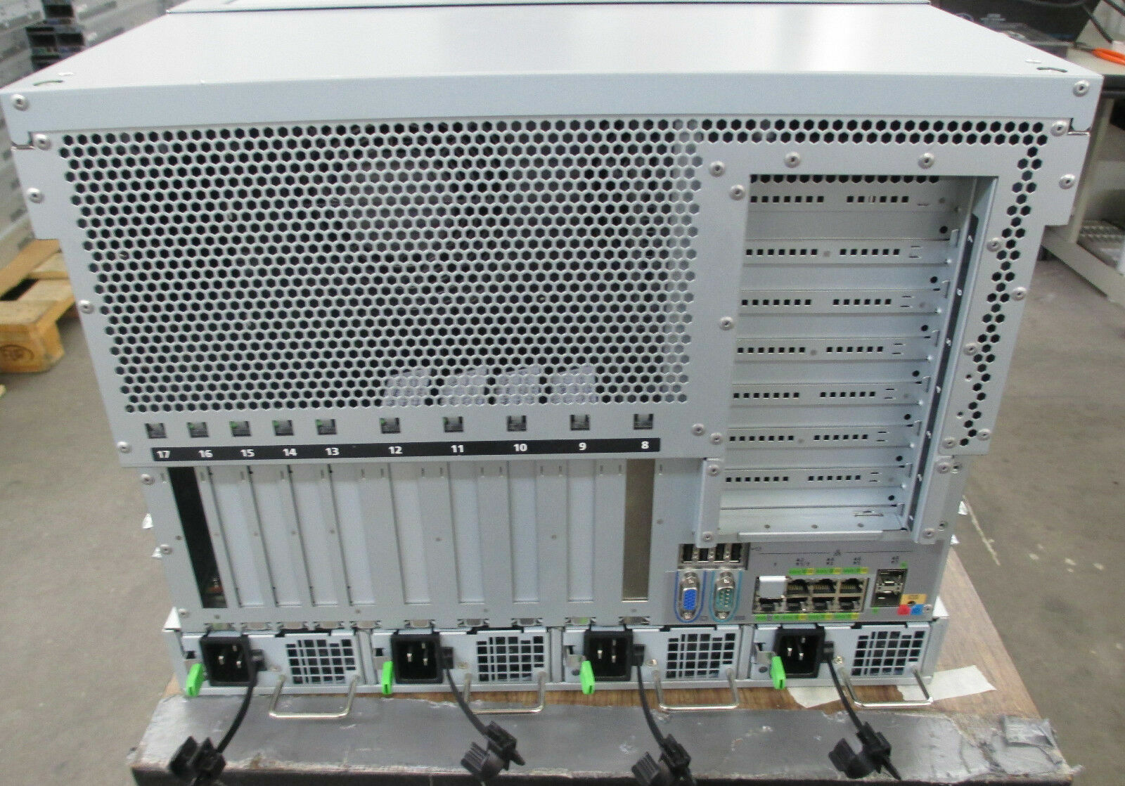 Fujitsu Primergy RX900 S1 - X8 300GB HDD - 256GB RAM | eBay