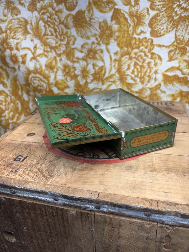 Vtg ADVERTISING EMPTY CAVALIER PLUG TOBACCO TIN Litho Clean Bright ...