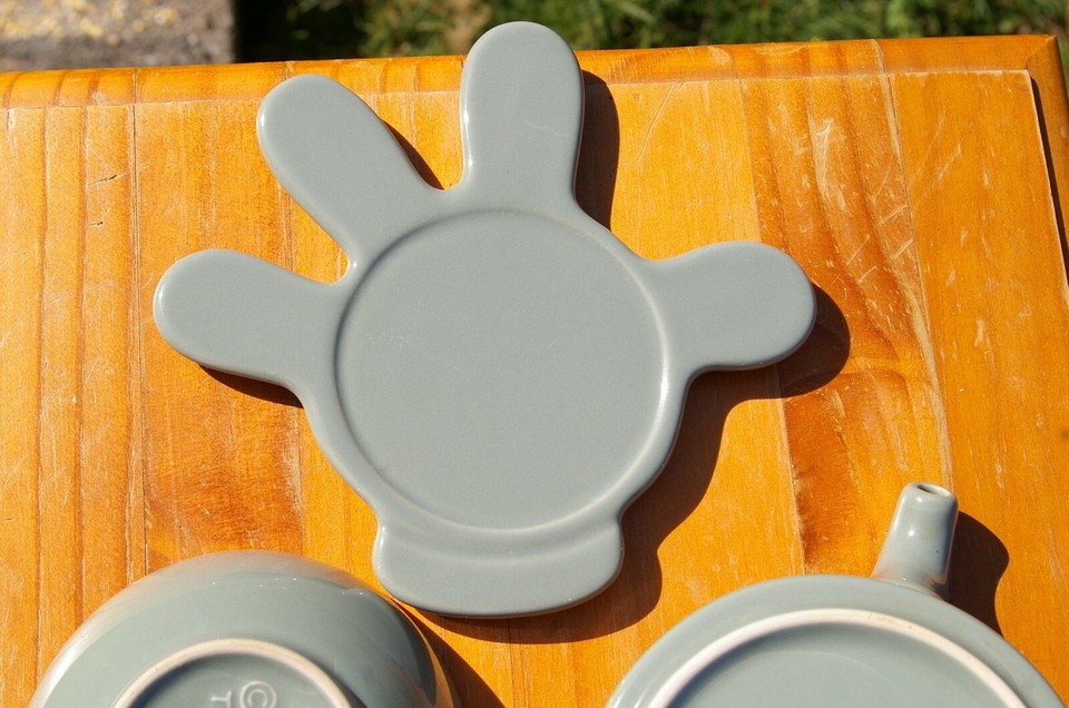 Walt Disney Mickey Mouse Sage Green Tea Pot Mug Plate Stacking Set 5 5/ ...