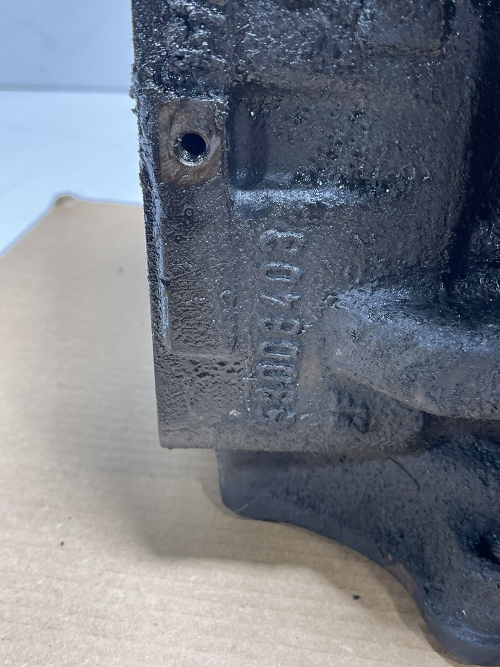 4 Cylinder 2.5 Engine Block 84-02 Wrangler TJ Cherokee AMC CJ Roller ...