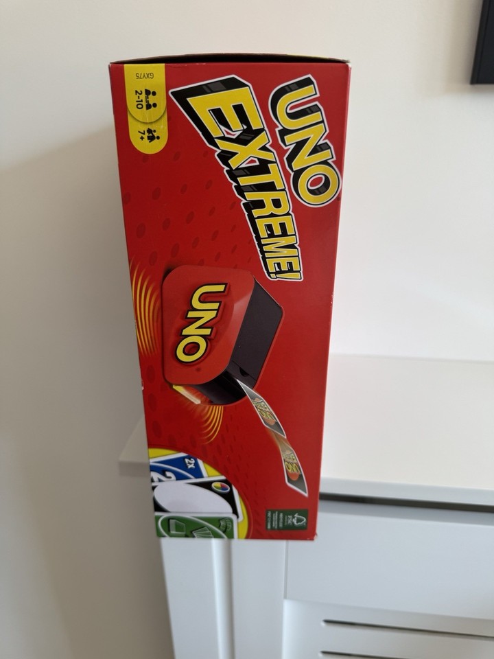 UNO Extreme Card Game Featuring Random-Action Launcher with Lights ...