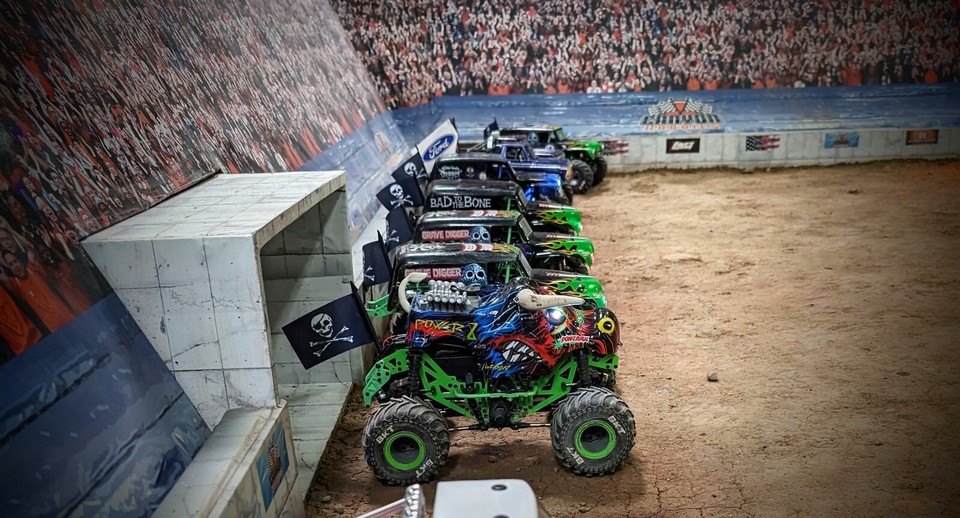 Oversteer Hobbies- Losi Mini LMT Pirate Flag Kit – Snap-In, Durable ...