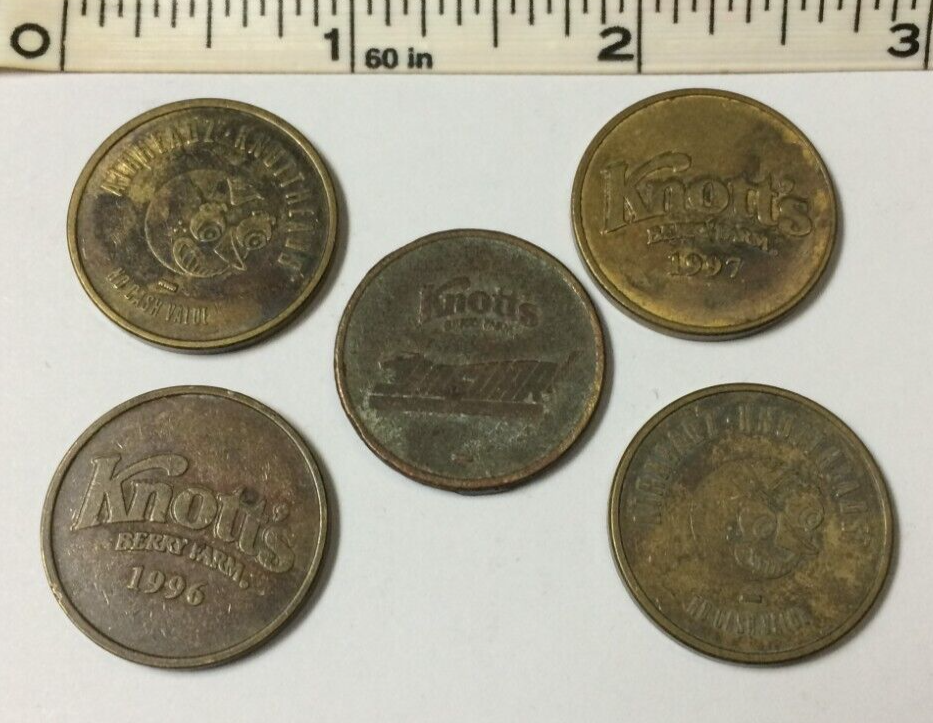 LOT OF (5) TOKENS * KNOTT'S BERRY FARM TOKENS * AIRHEADZ * KNOTTHEADS ...