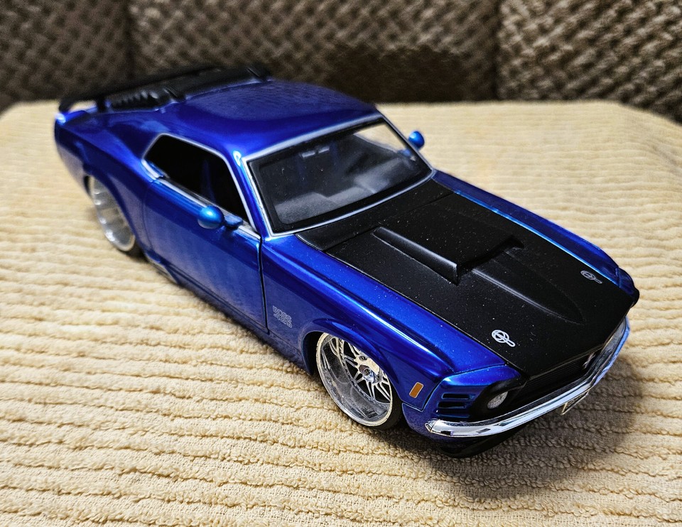 Jada Toys 1:24 1970 Ford Mustang Boss Diecast –Custom Blue/Black– Dub ...