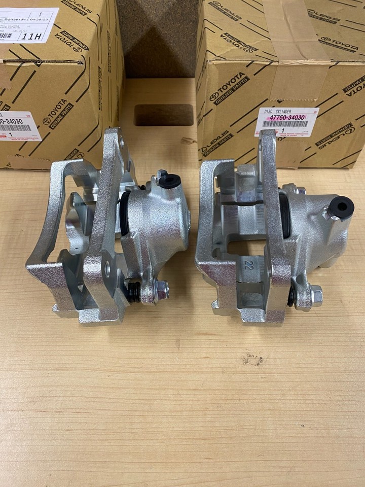 2010-2023 TOYOTA 4RUNNER GENUINE OEM REAR BRAKE CALIPERS 4773034030 ...
