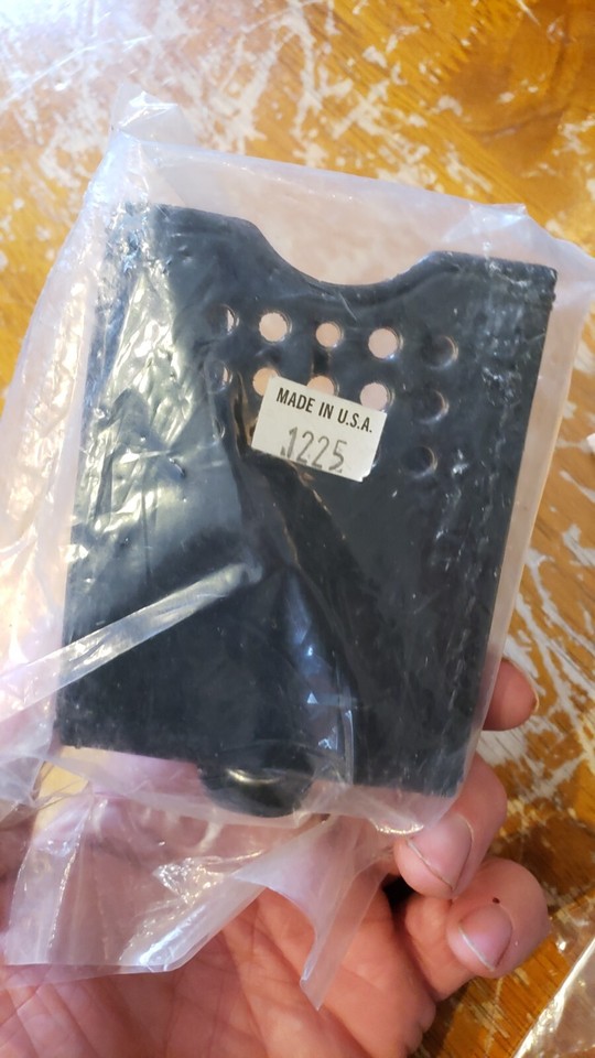 NEW Old Stock BEE Radio Pager Holster Leather Carry Custodia Minitor II ...