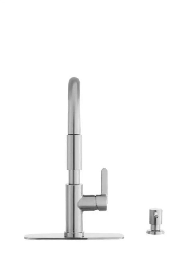 NEW!! GLACIER BAY Paulina Single-Handle Pull-Down Sprayer Kitchen ...